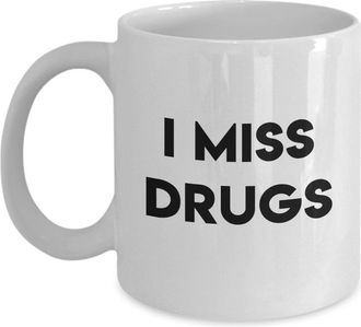 SpreadPassion Kaffeetasse mit Aufschrift I miss drugs, lustige Kaffeetasse - Geburtstagsgeschenkidee