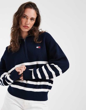 Tommy Jeans Gestreiftes Sweatshirt in Marineblau mit kurzem Rei&szlig;verschluss-Navy