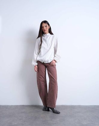 Topshop Barrel-Jeans in Aubergine mit mittelhohem Bund-Lila