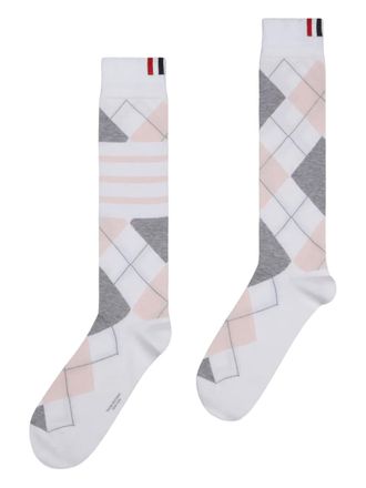 Thom Browne chaussettes en maille intarsia à losanges - Blanc