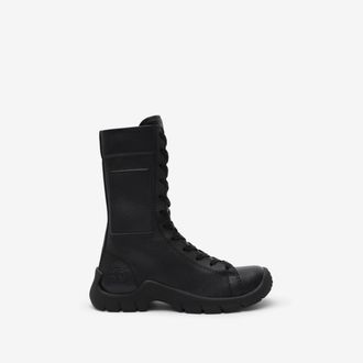 Burberry Bottines Tone en cuir, Size: 36