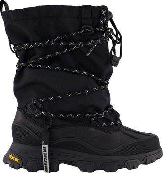 UGG Ugg, Femme, Chaussures, Noir, Taille: 37 EU MetroPeak Boot