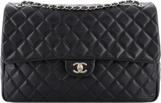 Chanel XXL Travel Flap Bag Quilted Caviar Small shoulder bag - Noir