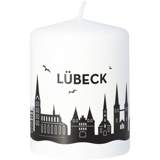 Goodtimes Stumpenkerze L&uuml;beck Skyline (Wei&szlig;)