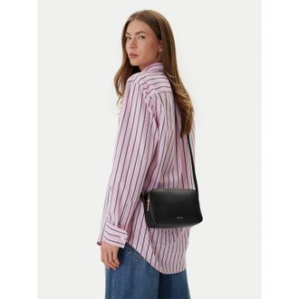 Calvin Klein Handtasche Calvin Klein Foil Logo Elongated Camera Bag LV04F3276G Schwarz