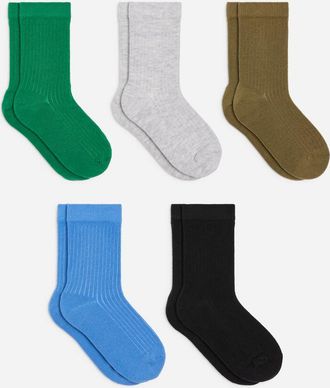 Arket Rippstricksocken 5er-Pack -Gr&uuml;n