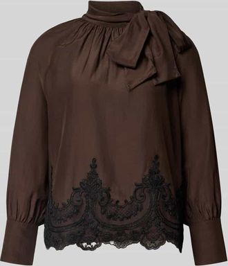 More & More Regular Fit Schluppenbluse mit Spitzenbesatz