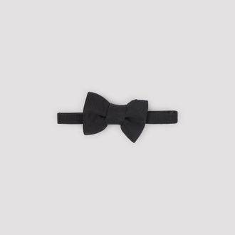 Tom Ford Pre Tied Bow Tie