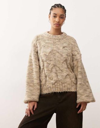 Monki Strickpullover in Staubgelb mit Zopfmuster