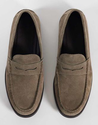 Asos Penny-Loafer aus Wildleder in Taupe-Braun