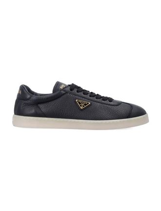 Prada Low-Top Sneaker - Grained Leather Low-Top Sneakers - Gr. 5 - in Schwarz - f&uuml;r Damen