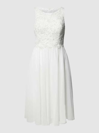 Laona Brautkleid mit Zierbesatz