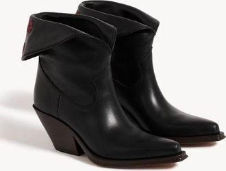 Chlo&eacute; Boots - Black