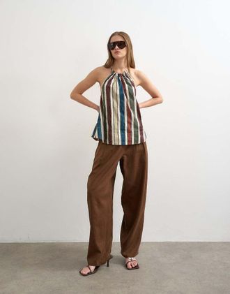 Topshop Barrel-Leg-Hose aus Leinen in Braun-Brown