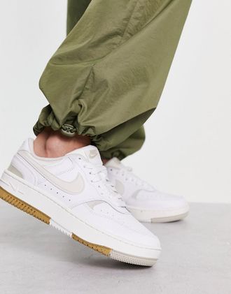 Nike Gamma Force - Baskets - Blanc et os clair