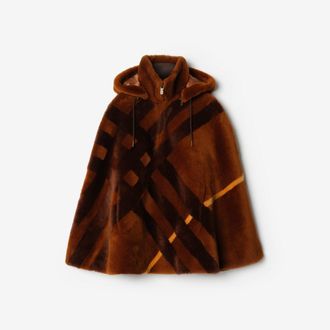 Burberry Cape en shearling &agrave; intarsia Check