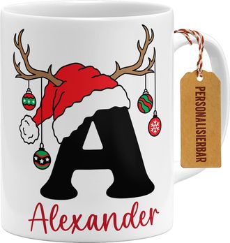 OM3 Personalisierte Weihnachtstasse mit Buchstaben & Name - Individuelle Kaffee-Tasse mit eigenem Namen - Rentier - Keramik Becher - 325ml - Beidseitig Be