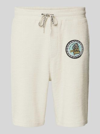 Carlo Colucci Regular Fit Shorts mit Label-Patch