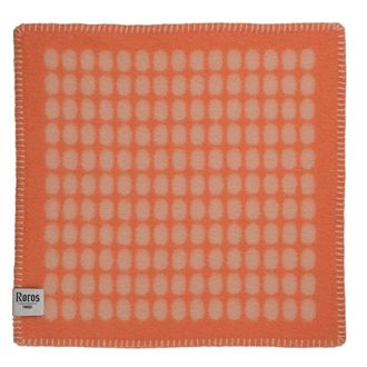 Roros Tweed Palette Seating Pad - Sitzkissen aus norwegischer Lammwolle - Design von Skogstad & W&aelig;rnes - Ma&szlig;e: 45 x 45 cm (26254 Coral, 45 x 45 cm)
