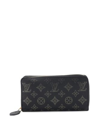 Louis Vuitton petit portefeuille Zippy Wallet Constellation Studded Mahina en cuir - Noir