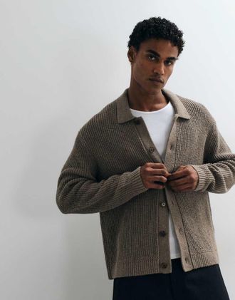 Abercrombie & Fitch gilet boutonn&eacute; &agrave; col rond en maille couleur mink-Neutre