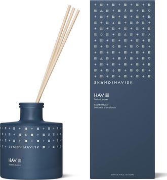 Skandinavisk HAV Meer Duftst&auml;bchen Diffuser mit 8 St&auml;bchen. Duftnoten: Salziges Spr&uuml;hwasser (Gischt) und Seegras, Wei&szlig;dorn und Strandrose. 200 ml
