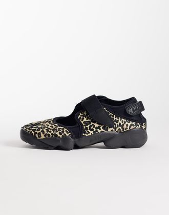 Nike Air Rift - Sneaker mit Leopardenmuster-Braun