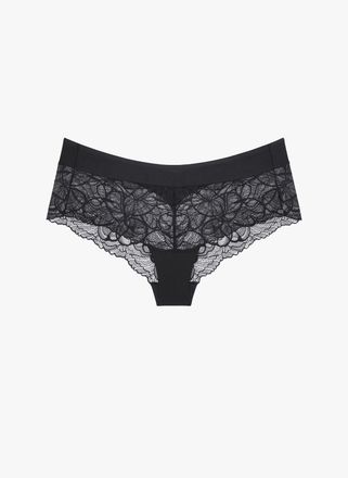 Triumph Shorty en dentelle