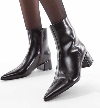 schuh Bridget - Stiefeletten in Burgunderrot mit Absatz