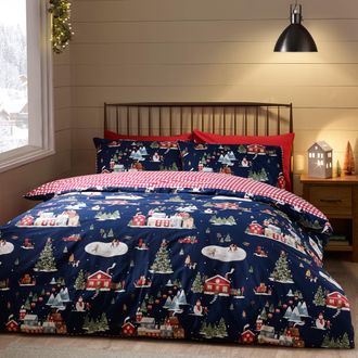 Catherine Lansfield Christmas Ski Village Wende-Bettwäsche-Set mit Kissenbezügen, für Super-King-Size-Bett, Marineblau