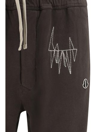Moncler Logo-Embroidered Cotton Joggers - Gray