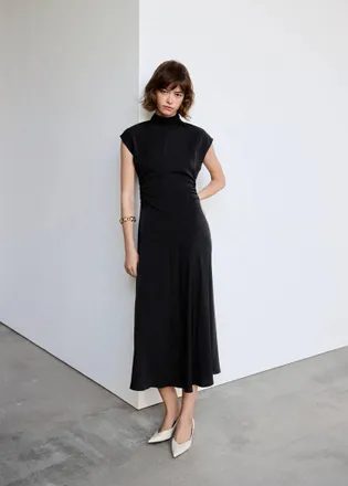 Mango Robe &agrave; col chemin&eacute;e et fronces noir - Femme - XS - MANGO