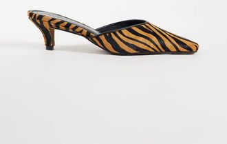 Asos Mules mit spitzer Zehenpartie, Absatz und Haaroptik auf echtem Leder in Tiger-Multi
