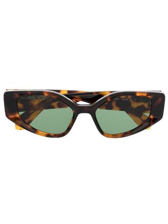 Off-white lunettes de soleil Memphis &agrave; monture papillon - Marron