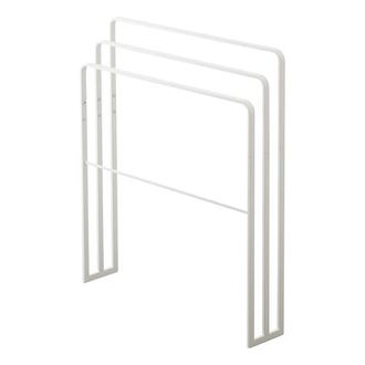 Yamazaki Tableware Yamazaki 4979 Tower Badetuchst&auml;nder mit DREI Stangen, wei&szlig;, Stahl, minimalistisch, 70 x 14 x 81 cm