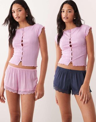 Cotton On Pyjama-Set mit Shorts aus gewaschenem Satin und Spitze in Rosa und Blau-Bunt