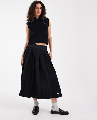 Fred Perry Midirock mit Falten in Schwarz