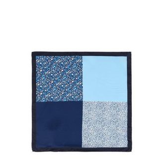 Au Printemps Paris Foulard carr&eacute; imprim&eacute; en soie