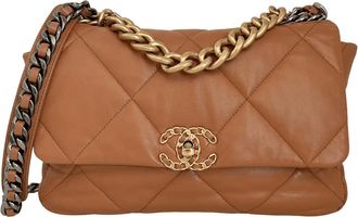 Chanel Crossbody Bags - Chanel 19 Flap Bag Medium, glossy lambskin leather - Gr. unisize - in Braun - f&uuml;r Damen
