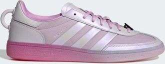 adidas Originals Pok&eacute;mon Handball Spezial Sneaker in Pink und Flieder-Lila