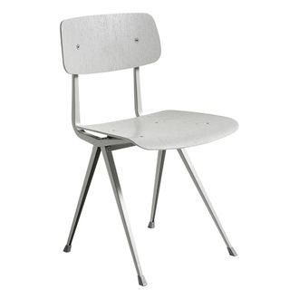 HAY Chaise Result en ch&ecirc;ne teint&eacute; - R&eacute;edition Friso Kramer & Wim Rietveld Hay