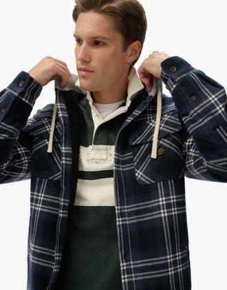 Superdry Surplus - Hemd in Marineblau mit Kapuze und gro&szlig;em Karomuster