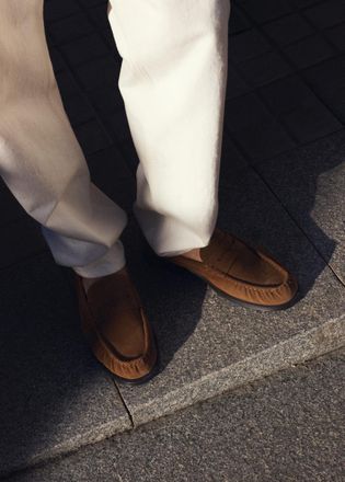 Mango Mocassins cuir daim &agrave; fronces cognac - Homme - 40 - MANGO MAN