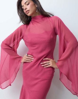 Asos robe longue &agrave; manches &eacute;vas&eacute;es avec ourlet asym&eacute;trique &agrave; volants en framboise-Rouge