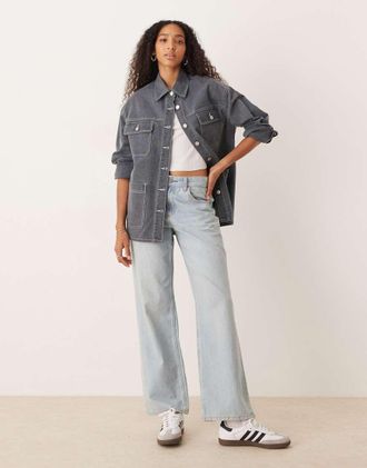 Roxy Chloe Kim - Relaxed-Fit-Hemdjacke im Oversize-Stil in Echtschwarz mit kontrastierender Ziernaht