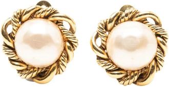 Chanel 1950-1970 Gold Plated Faux Pearl Clip On Earrings costume earrings - Wei&szlig;
