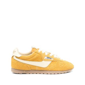Autry Gelbe Sneakers mit Perforierter Zehenbox - - Shoes - Damen - Gelb - 40 EU