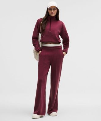lululemon Pintuck-Hose mit hohem Bund und weitem Bein aus geb&uuml;rstetem Softstreme Normale L&auml;nge f&uuml;r Frauen - Gr&ouml;&szlig;e 2XS in Burgundy Bay