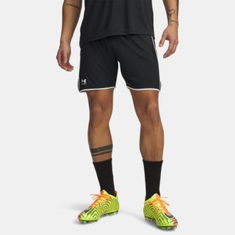 Under Armour Challenger Train Shorts f&uuml;r Herren Schwarz / Wei&szlig; XXL