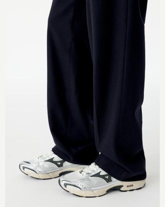 Arket Sneaker MXR Sport Von Mizuno -Silberfarben
